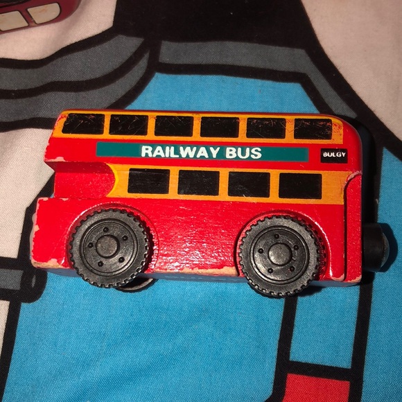 Thomas & Friends | Toys | Thomas The Train Wooden Bertie Bulgy Bus ...